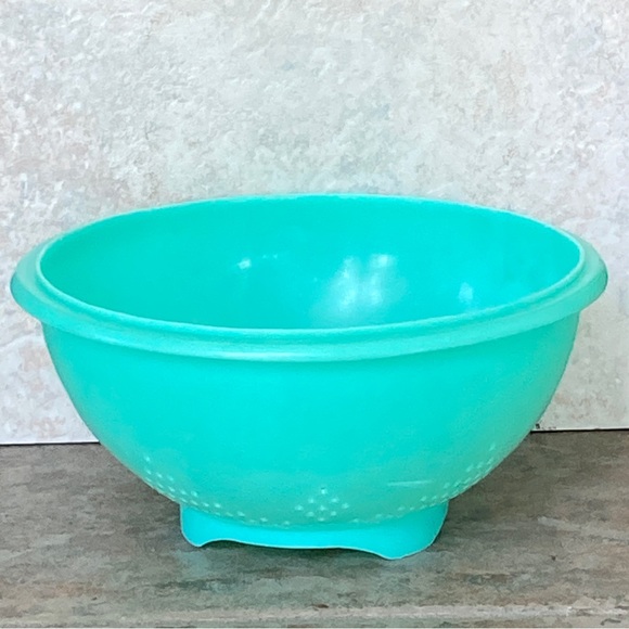 Tupperware | Kitchen | Vintage Tupperware Colander | Poshmark
